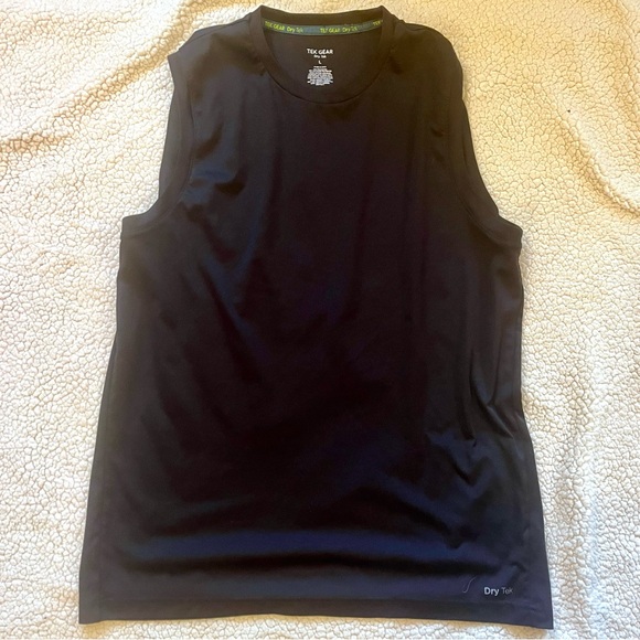 tek gear | Shirts | Tek Gear Black Dry Tek Tank | Poshmark